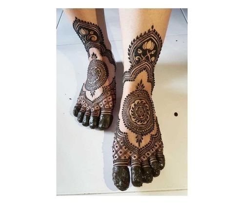 61 Spectacular Leg Mehndi Designs - 2022 (with Images) | Fabbon
