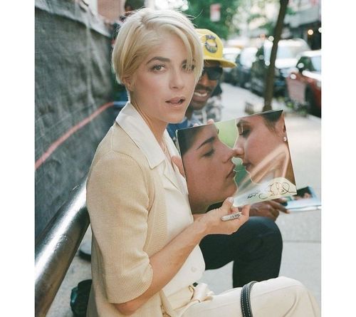 55 Most Popular Haircuts For Women – 2022 | Fabbon