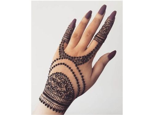55 Stunning Chain Henna Designs - 2023 (With Images) | Fabbon