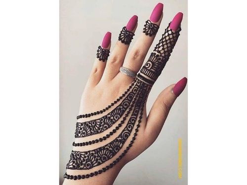 55 Stunning Chain Henna Designs - 2022 (With Images) | Fabbon