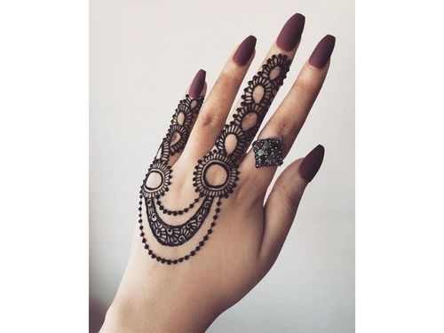 55 Stunning Chain Henna Designs - 2023 (With Images) | Fabbon