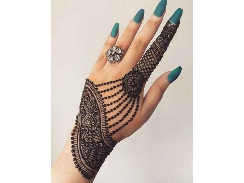 55 Stunning Chain Henna Designs - 2023 (With Images) | Fabbon