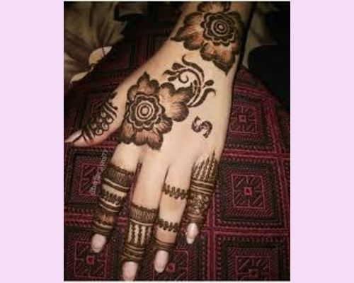 Stylish S Letter Mehndi Designs You Will Love - 2023 (With Images) | Fabbon