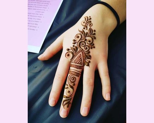 25 Simple Henna Hand Designs For Beginners - 2023 | Fabbon