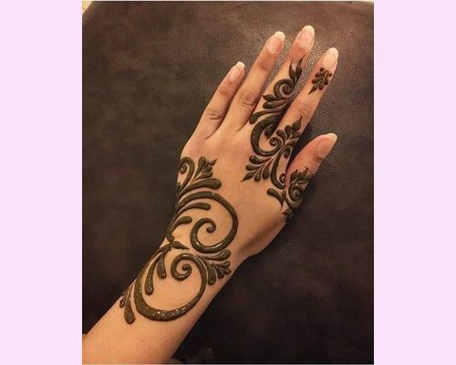 25 Simple Henna Hand Designs For Beginners - 2023 | Fabbon