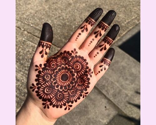25 Simple Henna Hand Designs For Beginners - 2023 | Fabbon