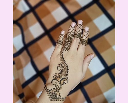 25 Simple Henna Hand Designs For Beginners - 2023 | Fabbon
