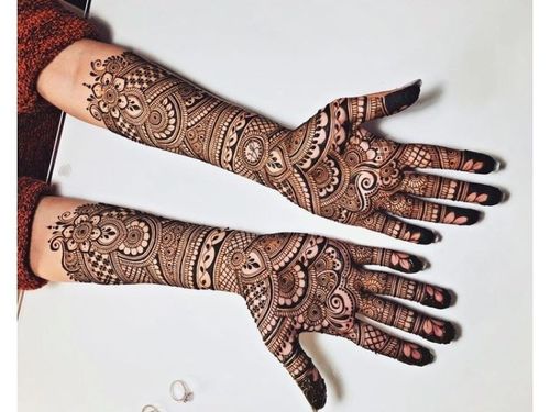 51 Simple And Easy Palm Mehndi Design For Brides | Fabbon
