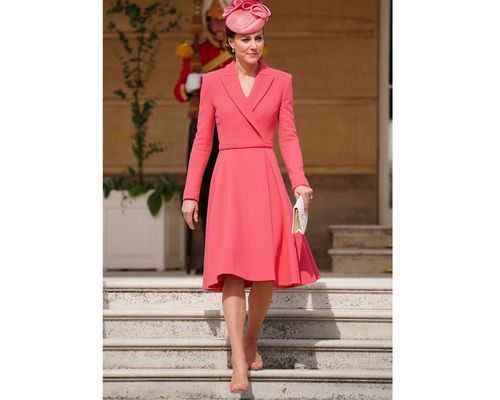 25 Stunning Kate Middleton Outfits Of All Time | Fabbon