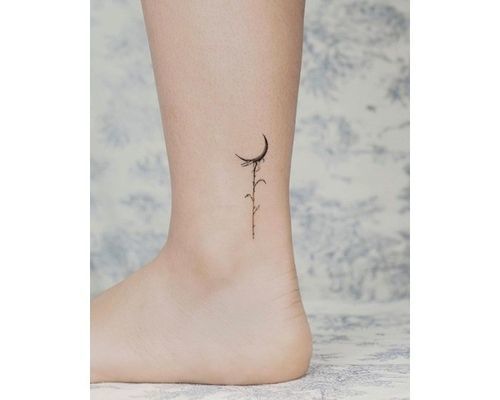 51 Stunning Moon Tattoo Ideas With Meanings | Fabbon