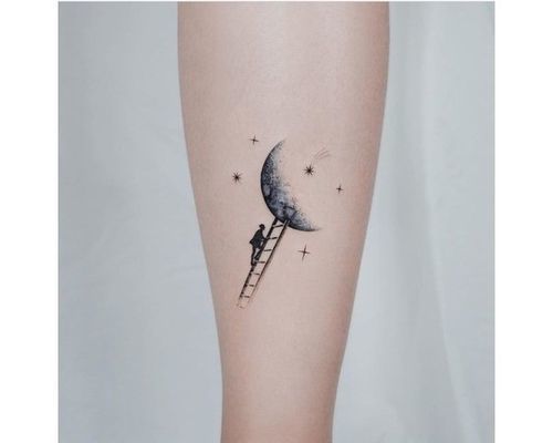51 Stunning Moon Tattoo Ideas With Meanings | Fabbon