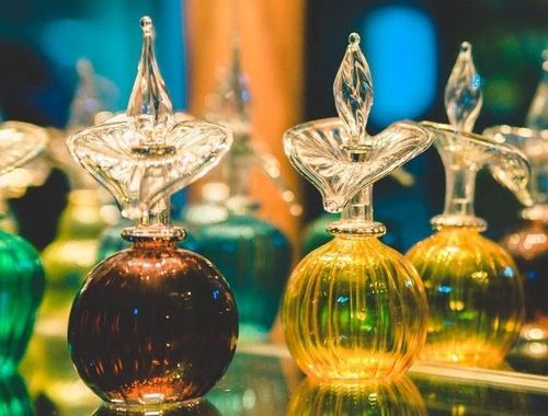 15 Amazing Makeup And Beauty Secrets From Ancient Egypt | Fabbon